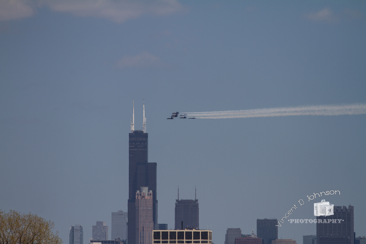 Blue Angels over Chicago for Covid-19 workers - The Visual Preservationist