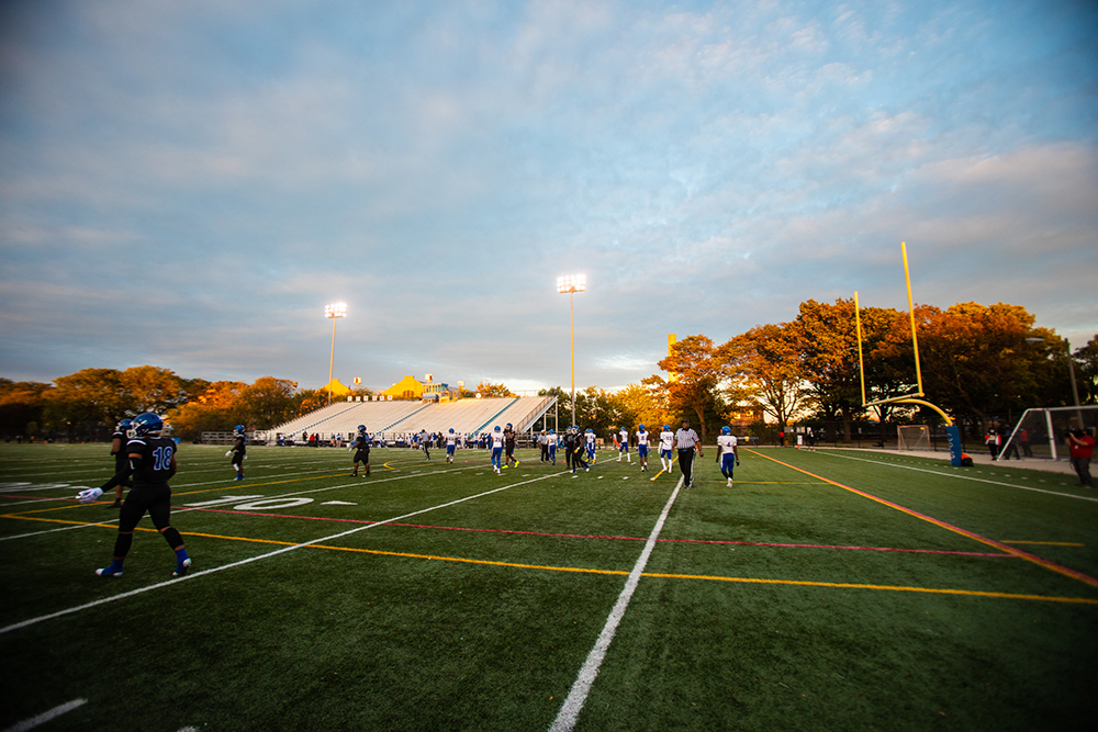 CT-Simeon-Phillips-football-fans-0925 - The Visual Preservationist