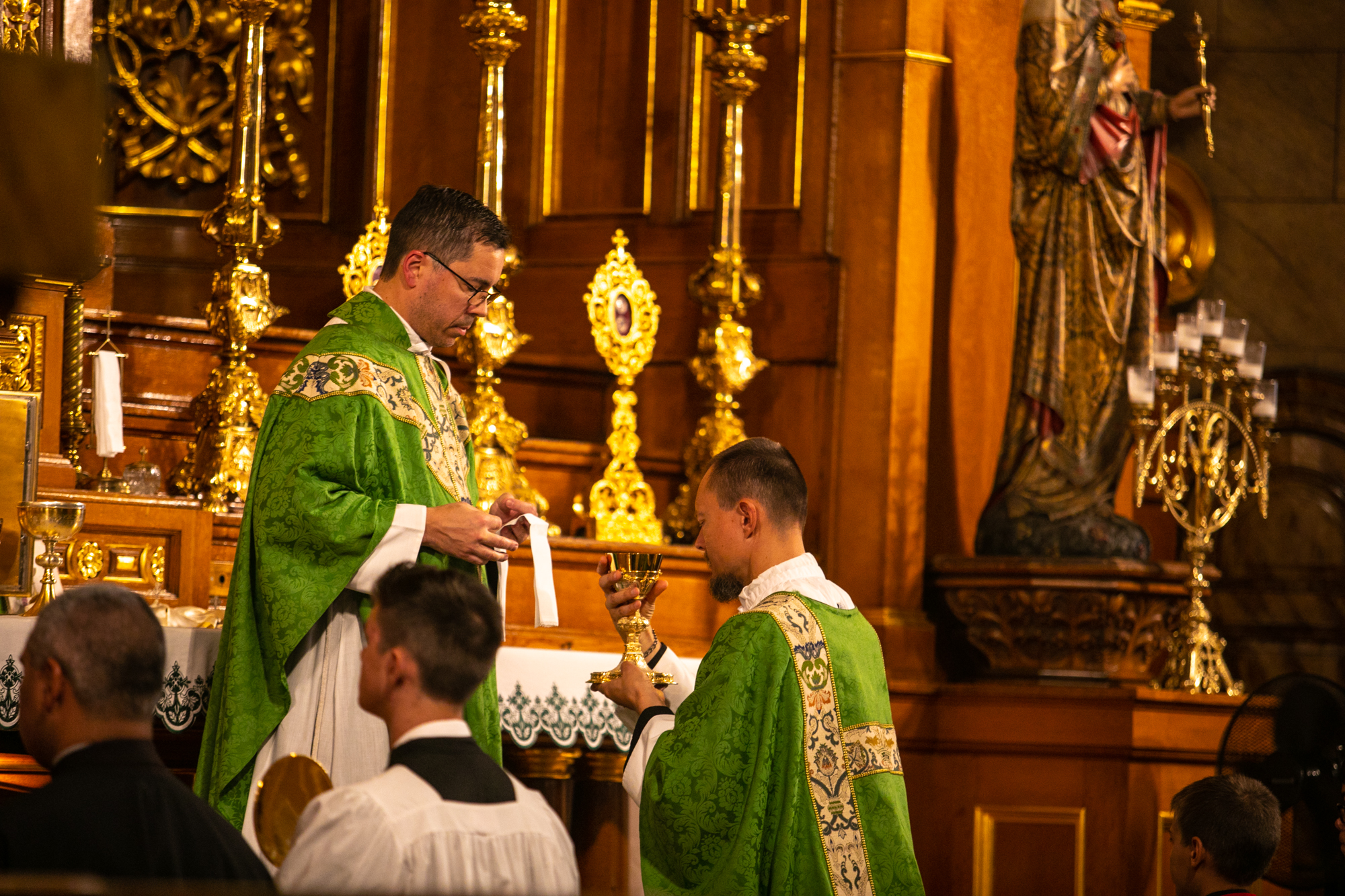 Latin Mass at St. John Cantius, Chicago - The Visual Preservationist